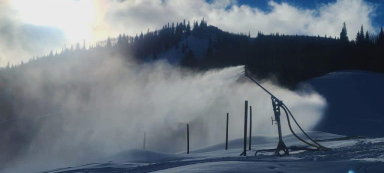 Snowmaking on Sunlight Mountain Resort begins | SummitDaily.com