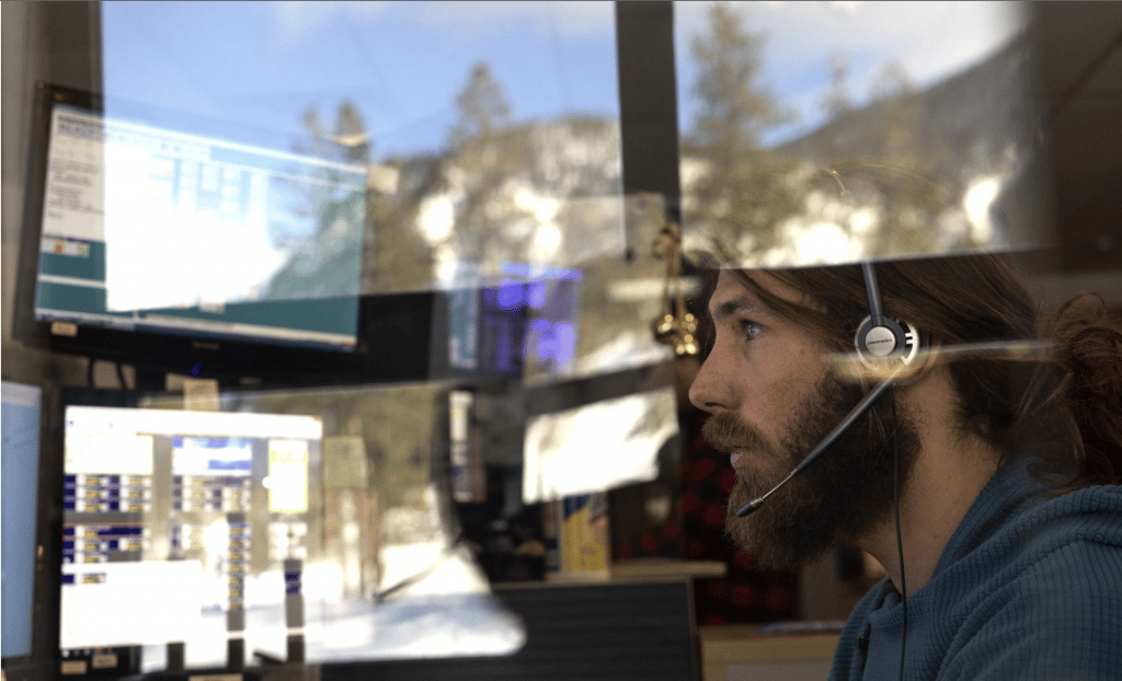 False crash reports from skier iPhones flood Colorado ski town ...