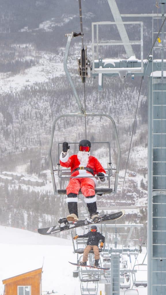 Spotted: Santa tears up the slopes at Keystone Ski Resort | SummitDaily.com