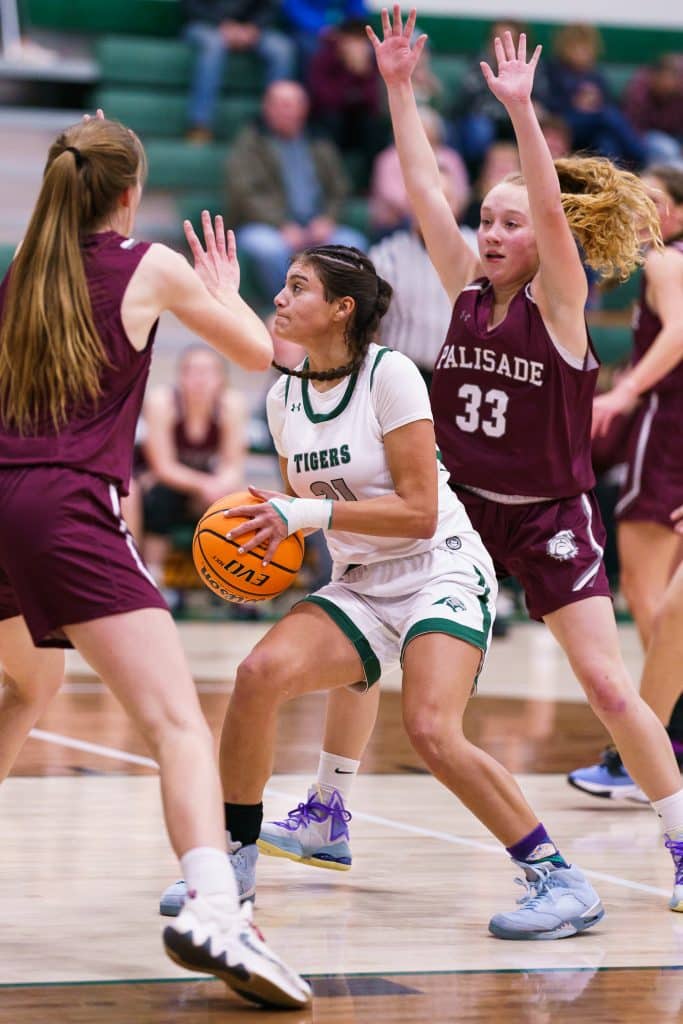 Summit girls basketball team bounces back after five game slide ...