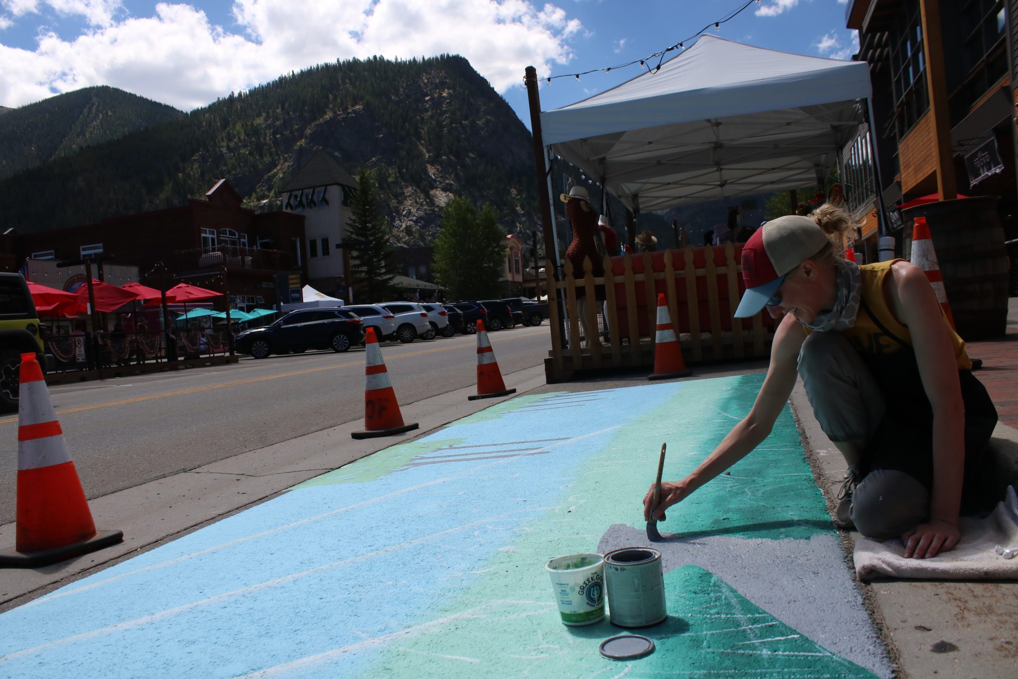 PHOTOS: Local artists paint murals on Frisco Main Street | SummitDaily.com