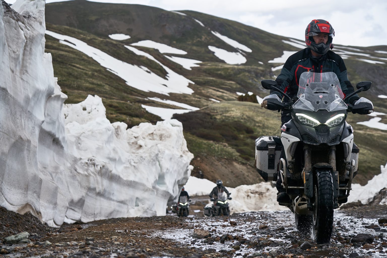 Mountain Wheels: Ducati’s tech-heavy Multistrada V4 Rally provides ...