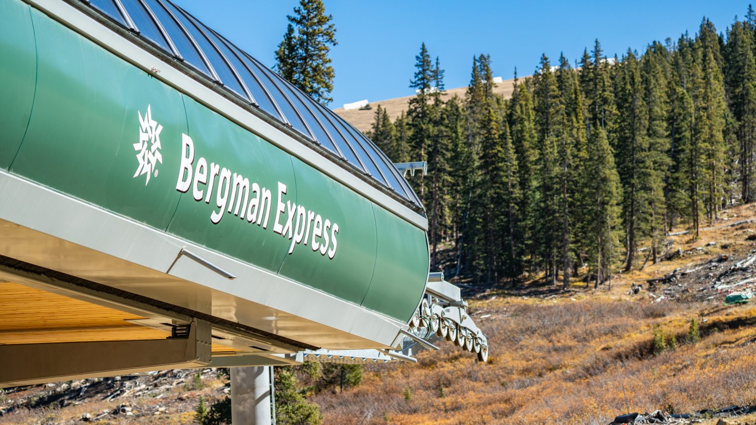 Keystone Resort flies in lift towers for new Bergman Express lift as ...