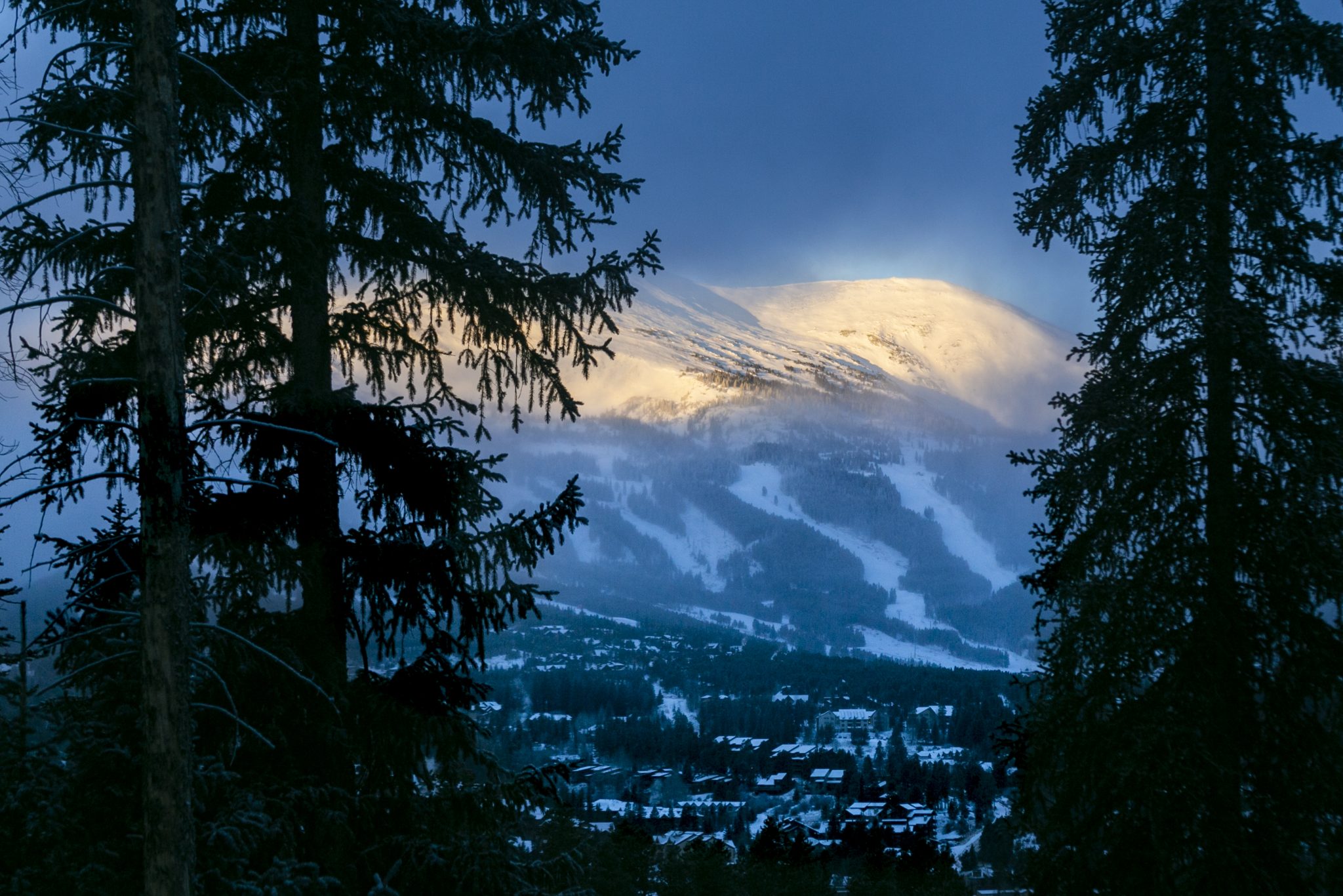 ‘Not the worst year’: Breckenridge ski patroller compares snowfall so ...