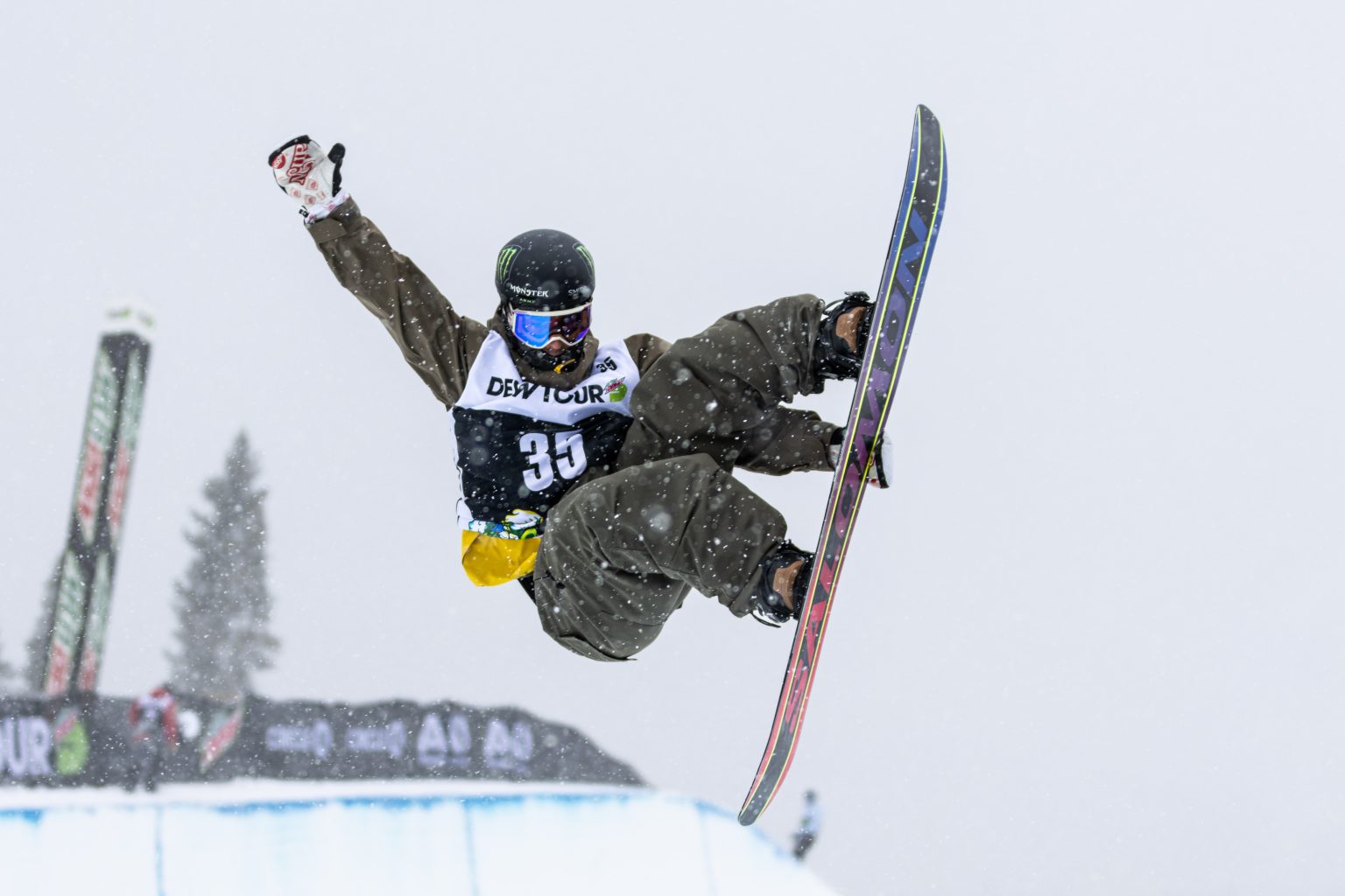 Summit’s Lucas Foster flies to 3rd at final day of Winter Dew Tour ...