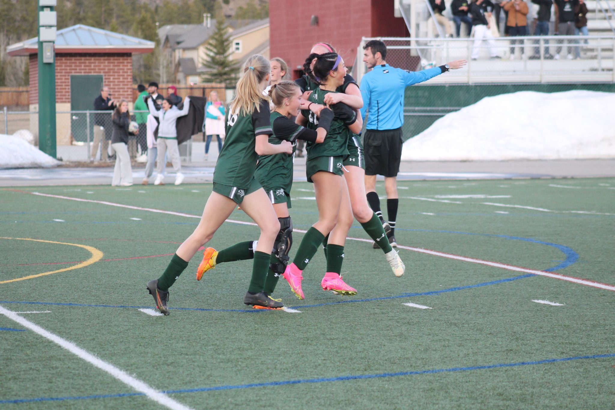 Summit girls soccer team to lean on leadership and mental game ...