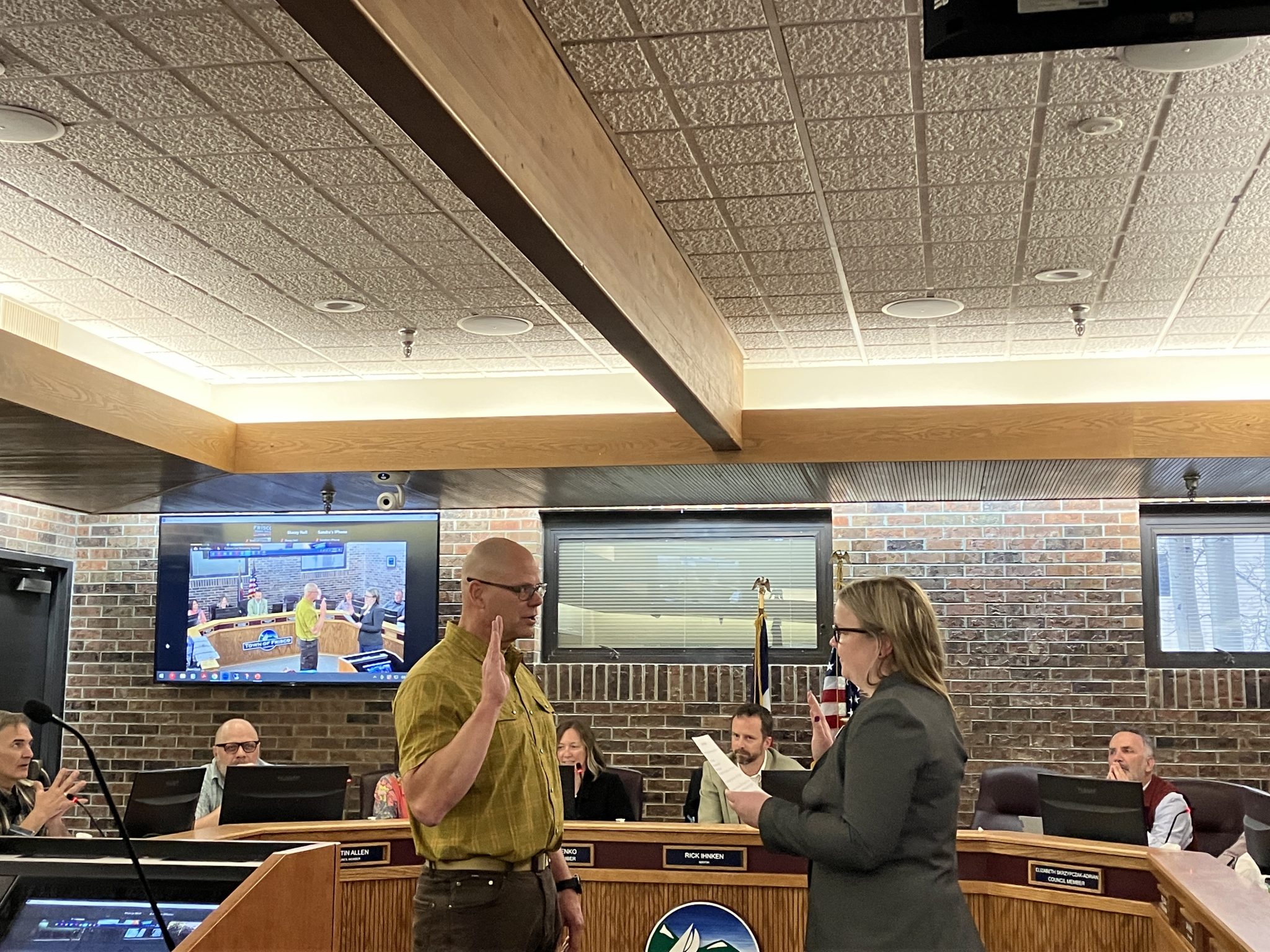 Frisco Town Council seats new members as outgoing mayor recalls his ...