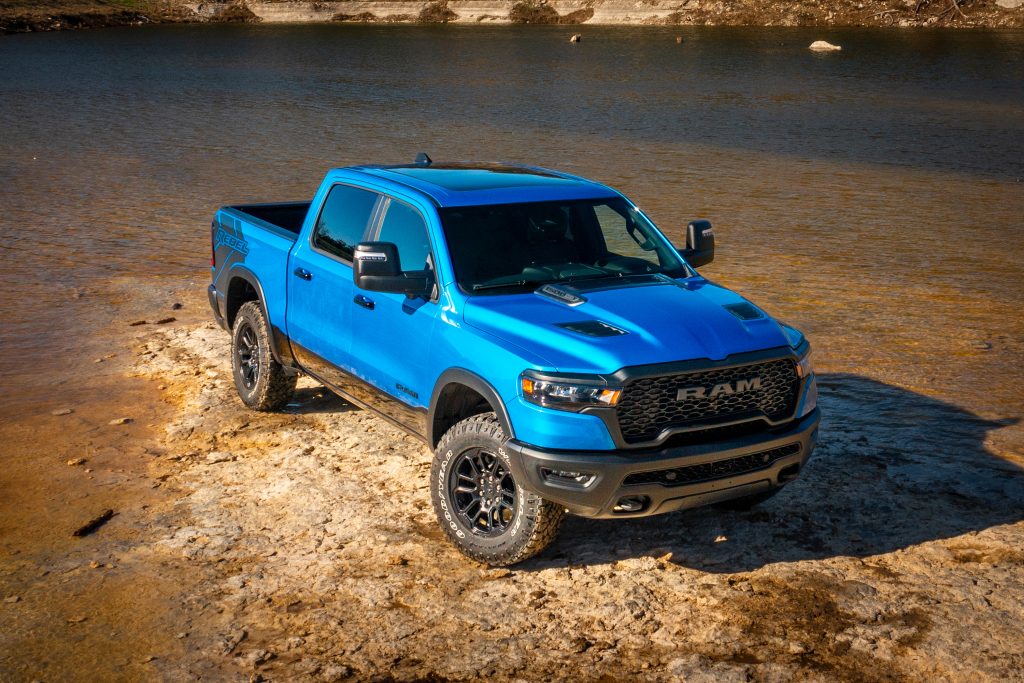 Mountain Wheels: New Ram Rebel sports high-power six-cylinder turbo ...