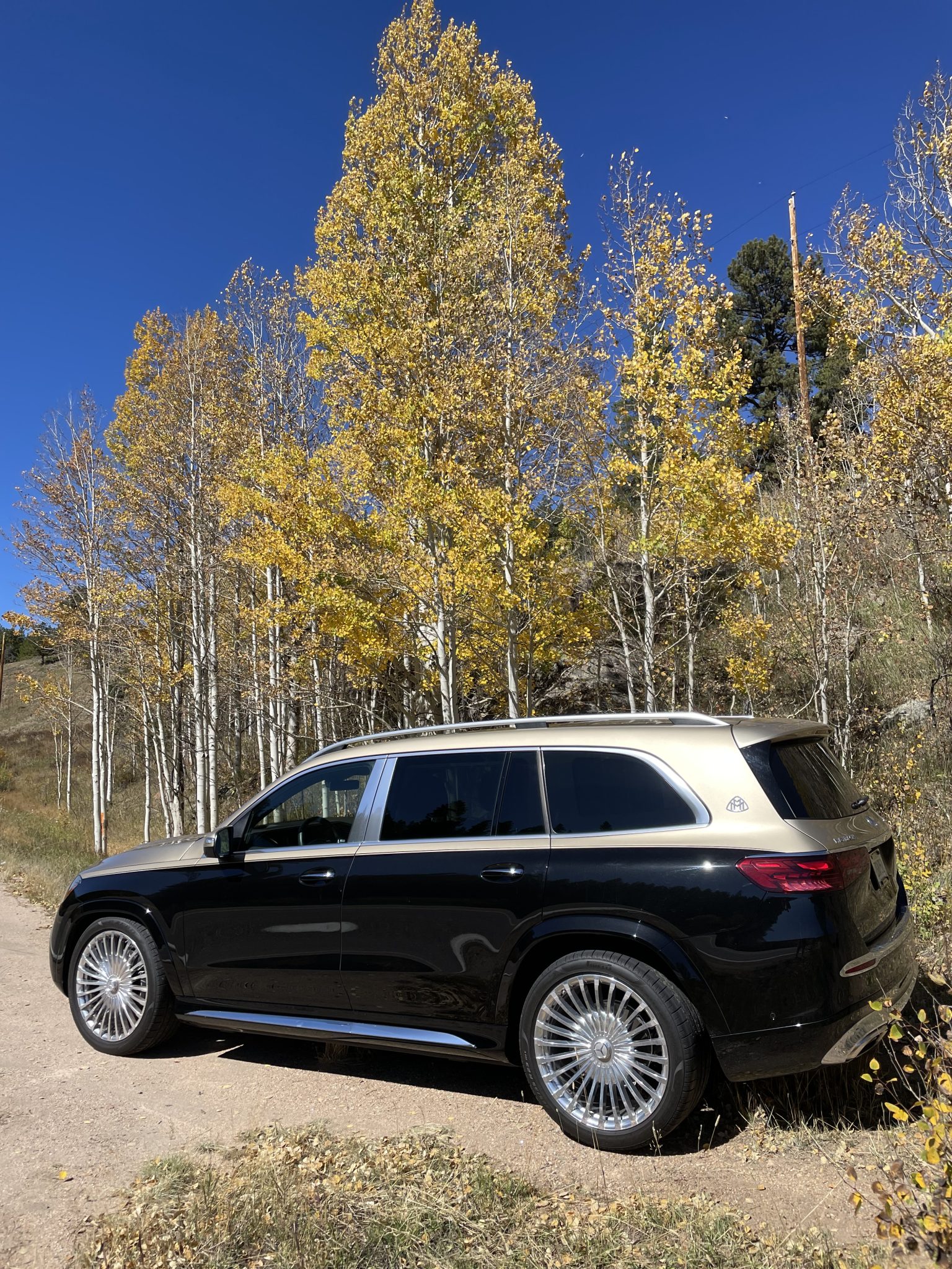 Mountain Wheels: Maybach’s oversized GLS 600 takes Mercedes grandeur to ...
