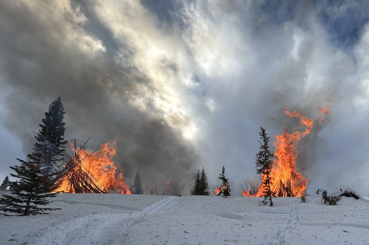 Fire crews plan controlled burn to reduce wildfire fuels in Keystone ...