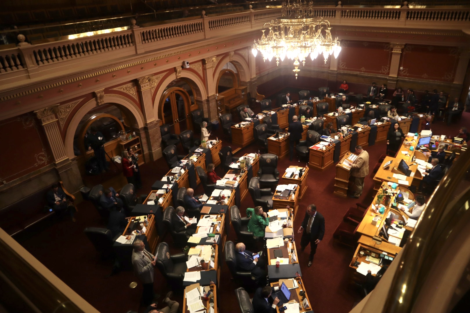 Colorado Senate approves bill restricting sale of certain semiautomatic ...
