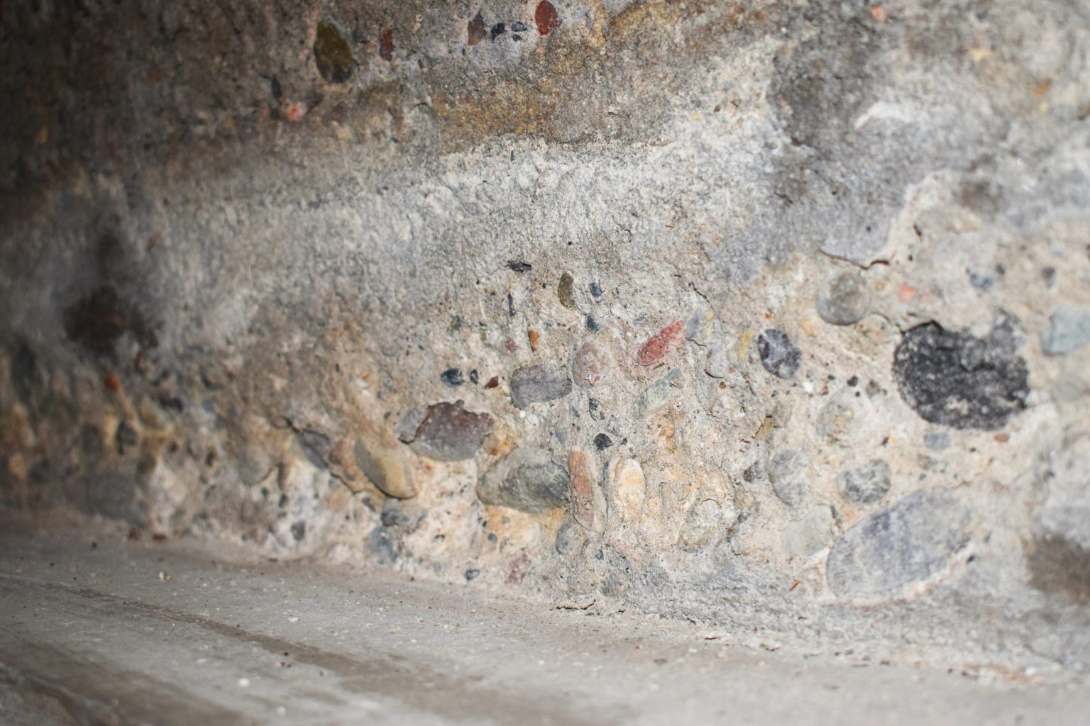 112-year-old Silt home full of history, charm and gemstones hits the ...