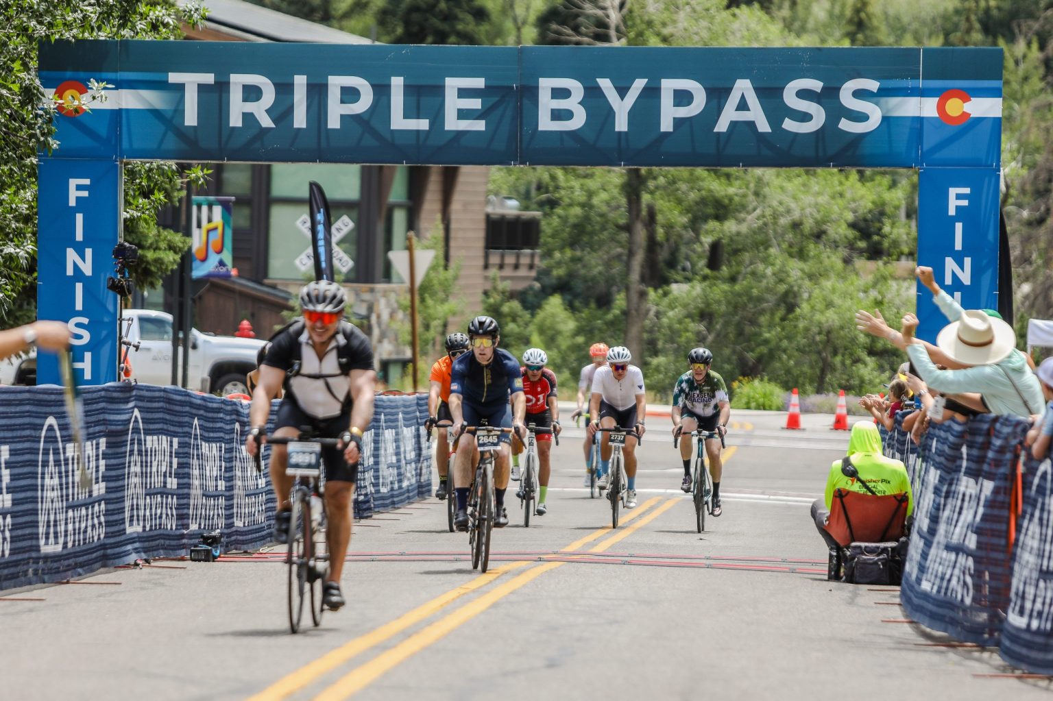 Colorado drivers should prepare for bikers, closures on Loveland Pass ...