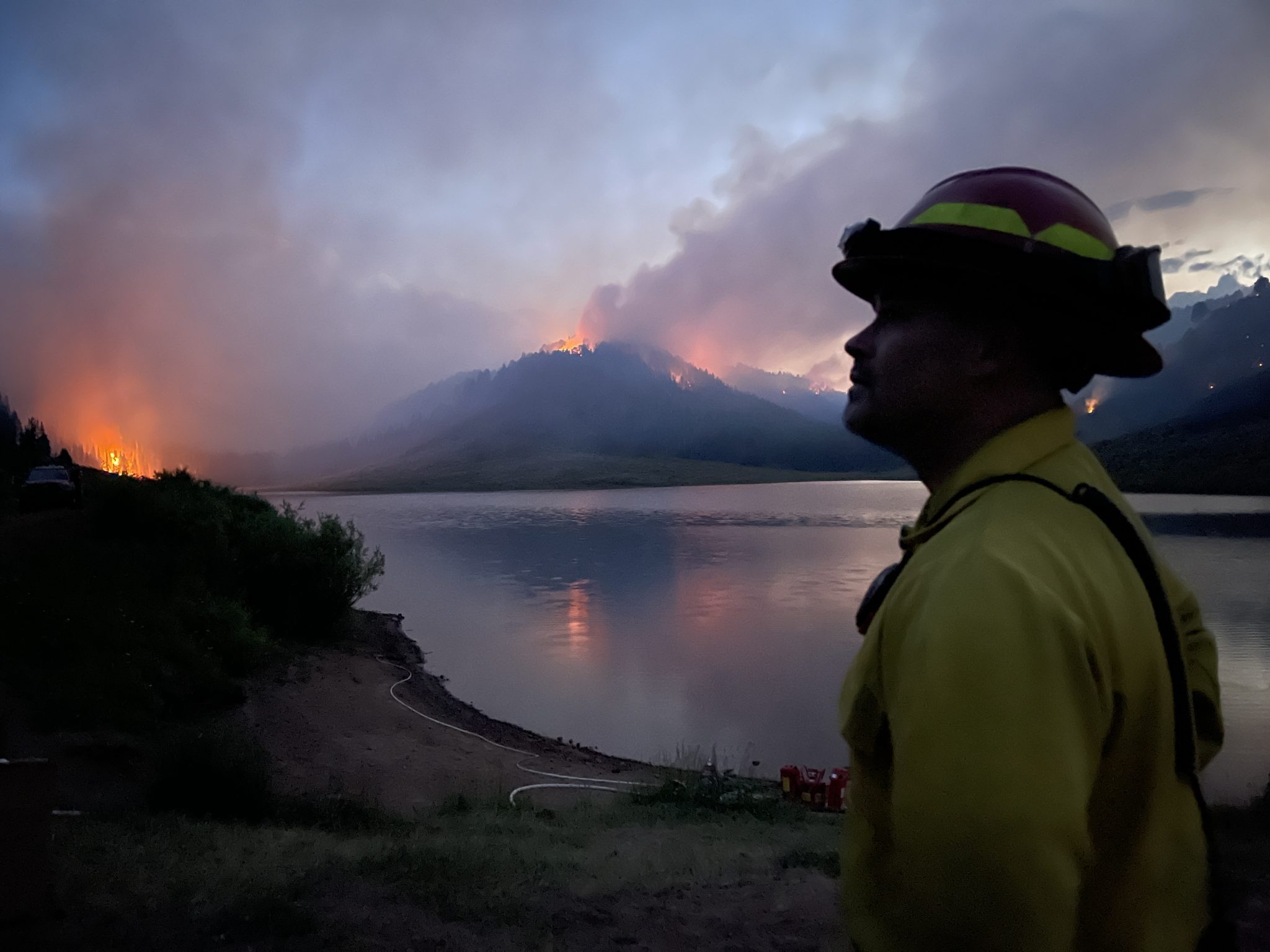 Fire crews report ‘pretty good news’ in efforts to contain largest ...
