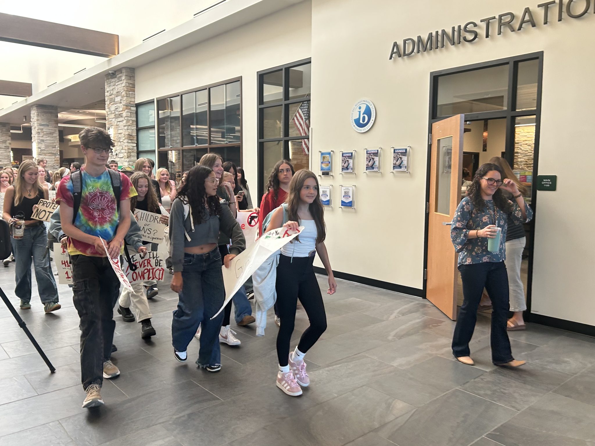 Summit students join statewide gun violence protest, saying Evergreen ...