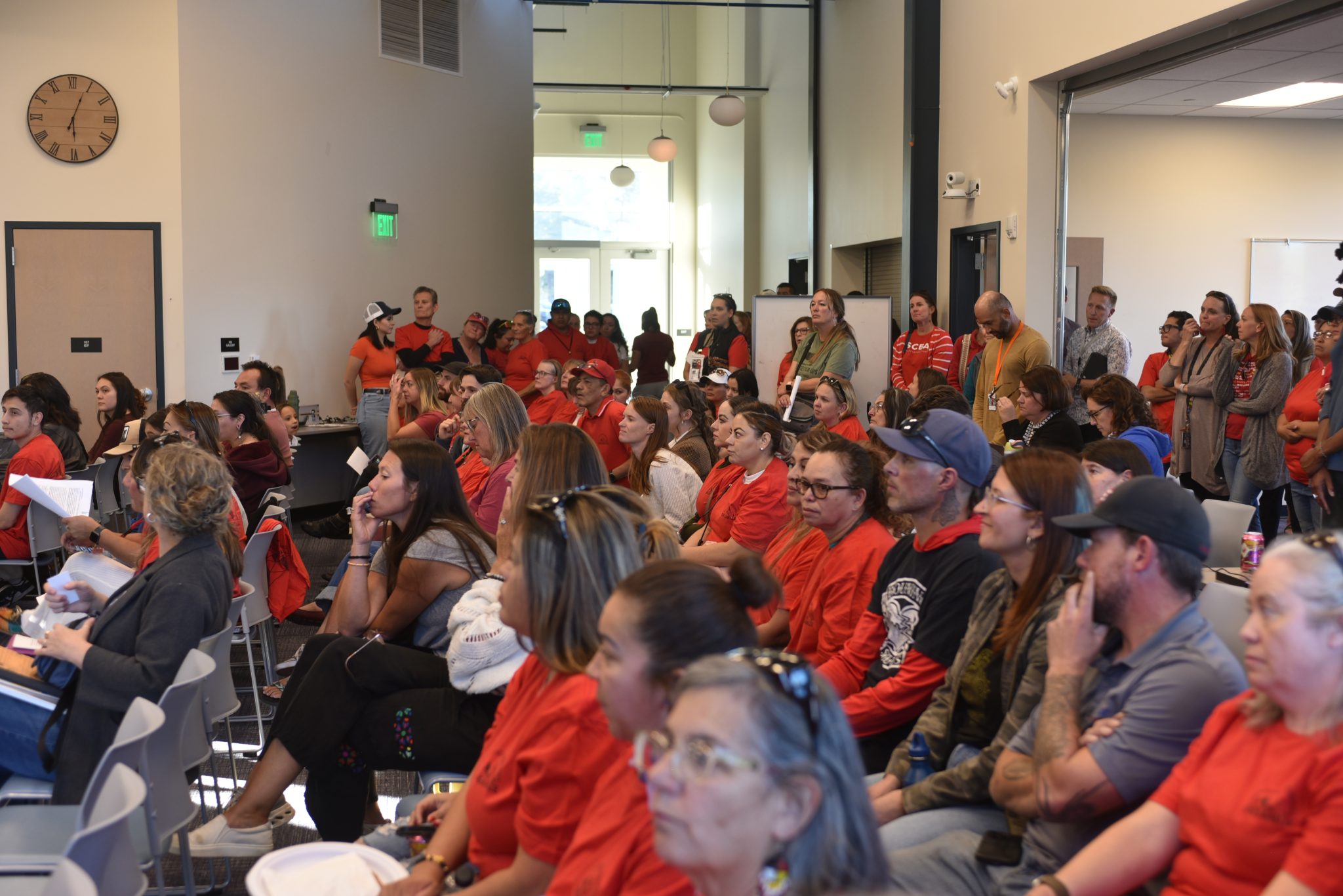 Summit School officials discuss ‘mistrust’ in process to unionize non ...