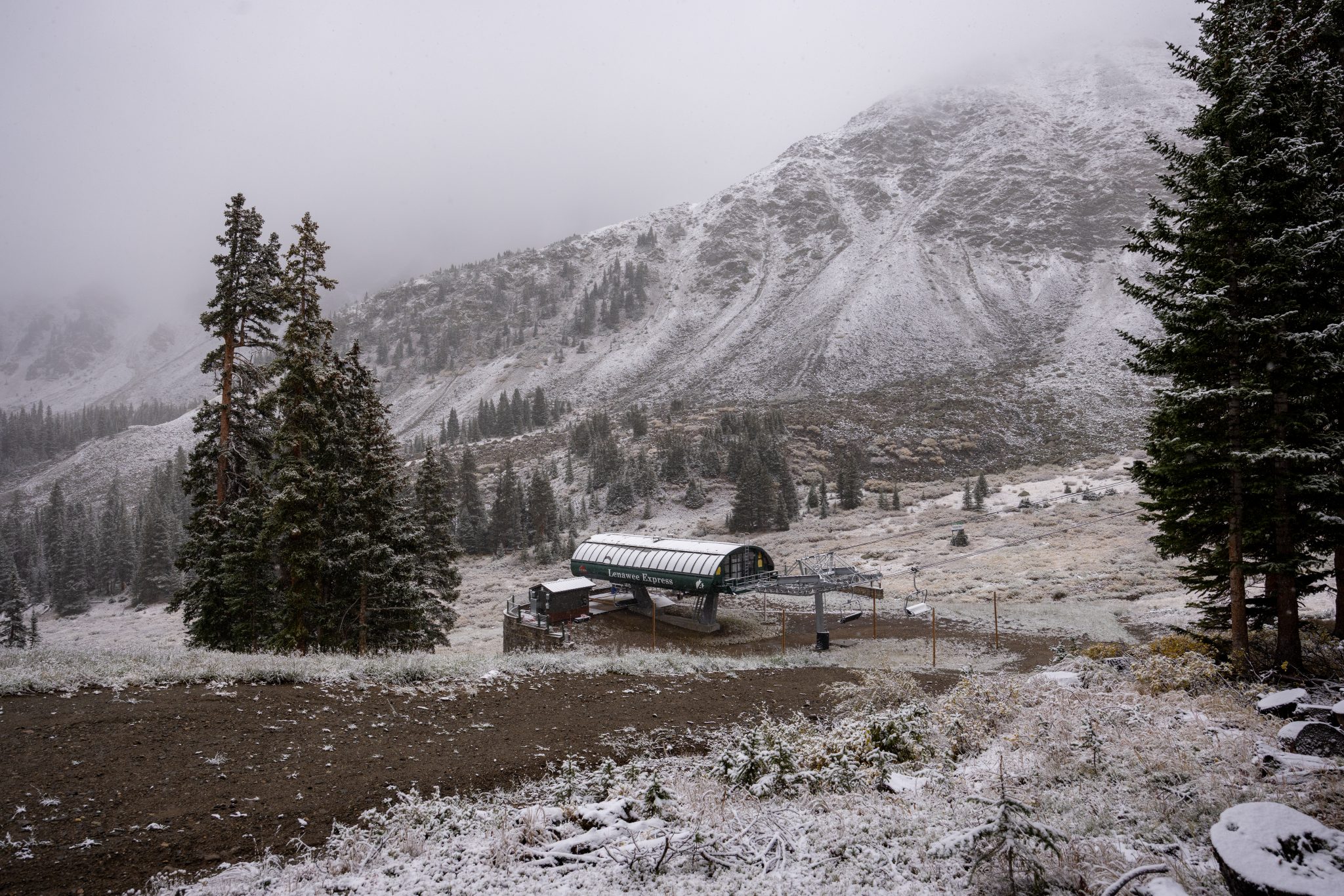 Sloppy September storm sprinkles Colorado ski slopes in snow — with one ...