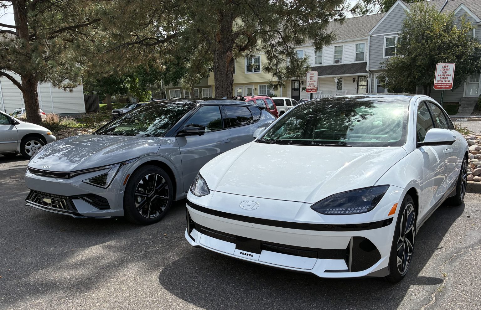 Mountain Wheels: Semi-conjoined Korean twins serve up EV sophistication ...