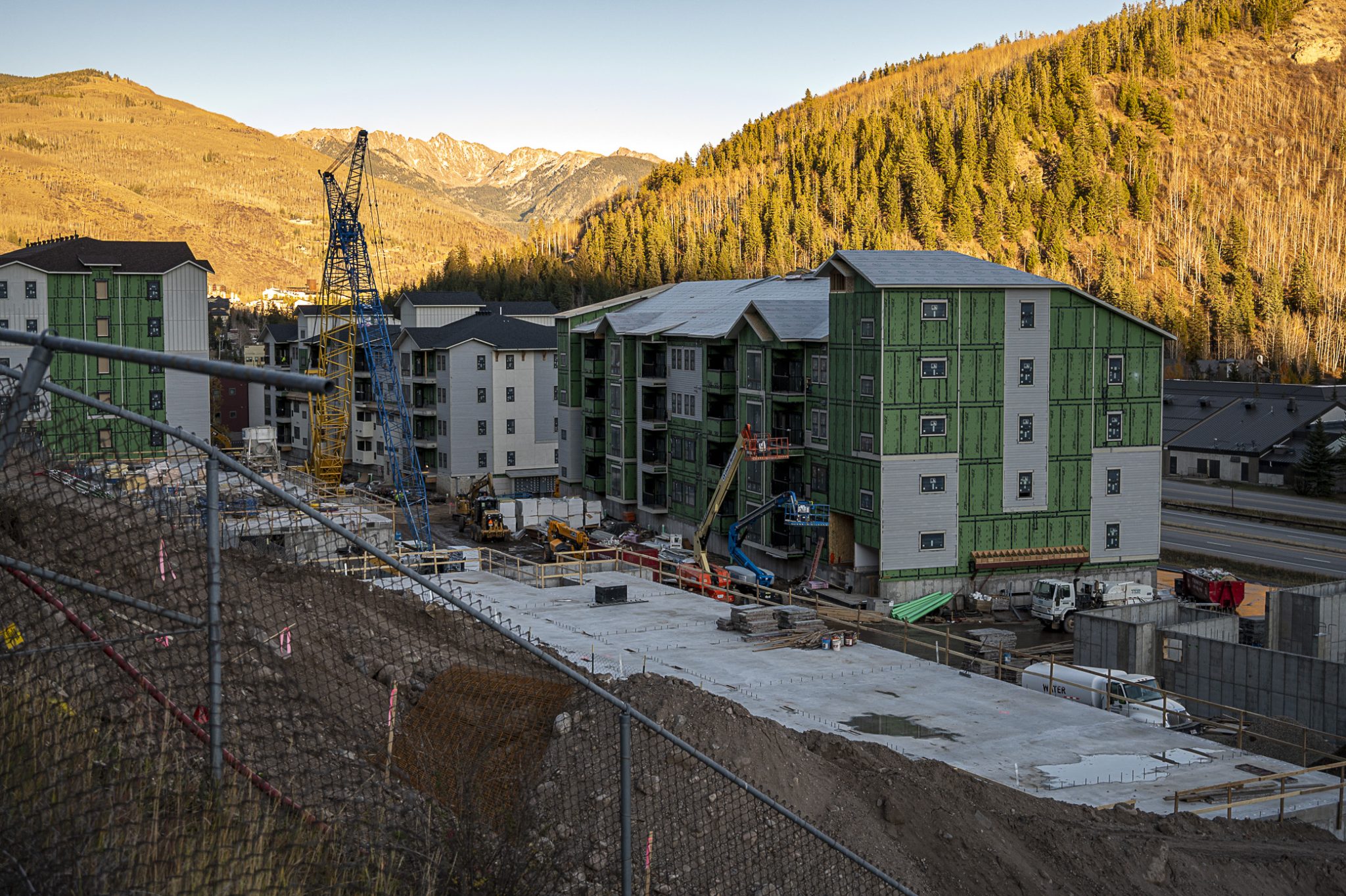 Colorado mountain towns question income-data for affordable housing ...