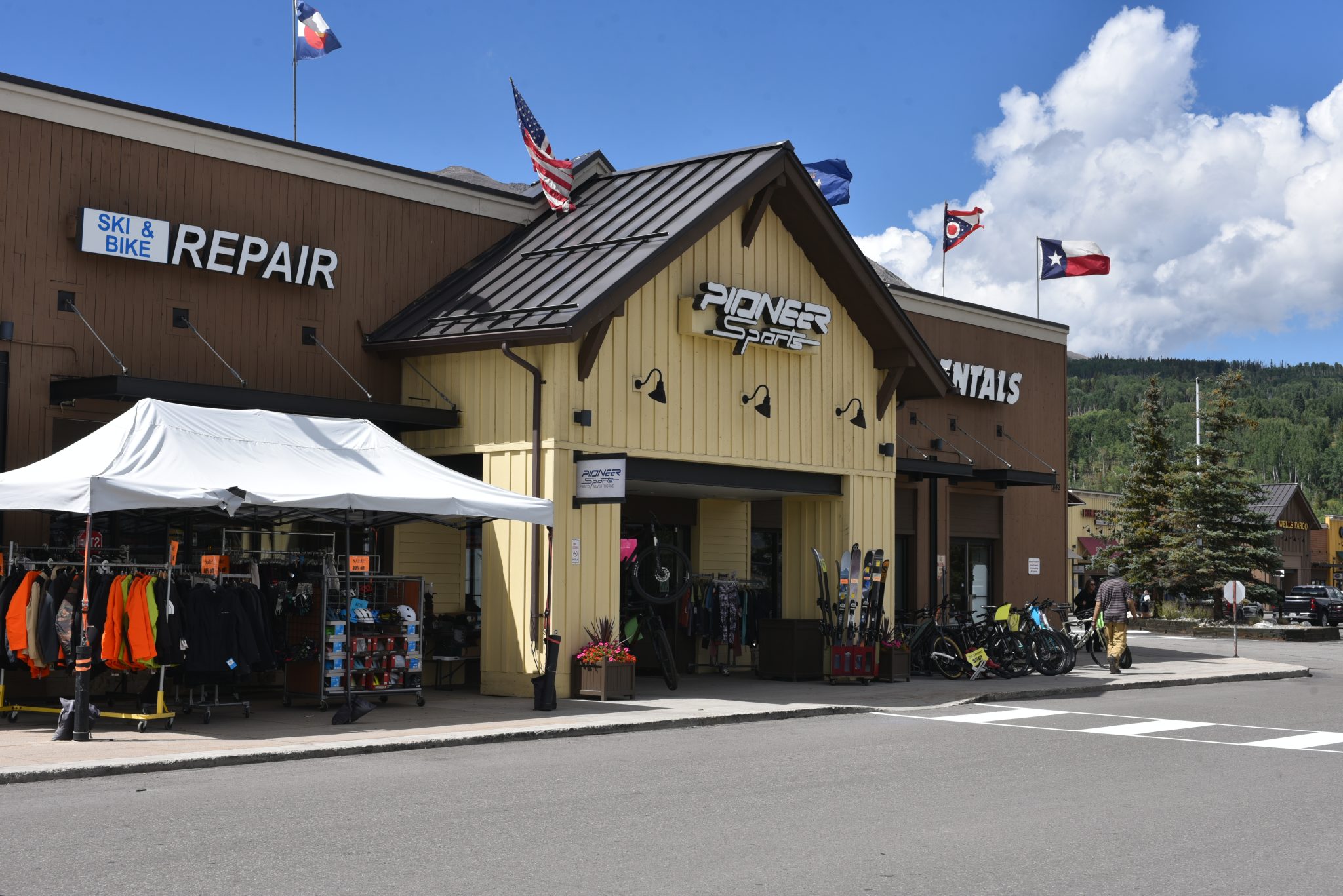 Q&A with Best Ski & Snowboard Shop and Bike Shop/Rental winner Pioneer ...