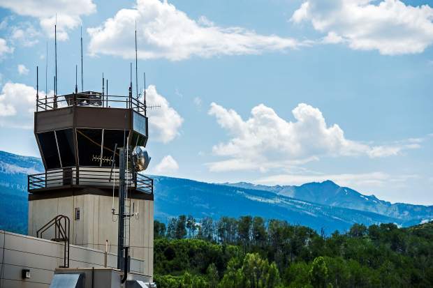 FAA reduces hours for Aspen airport tower | AspenTimes.com