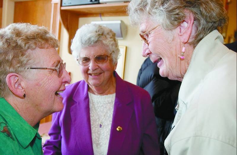 Hundreds attend Stapleton memorial | AspenTimes.com