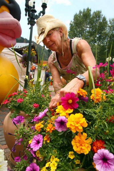 Bloomin’ work | AspenTimes.com