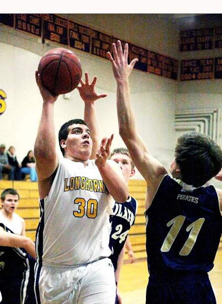 Basalt High boys win third consecutive game | AspenTimes.com