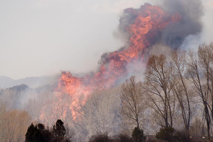 Midvalley brush fire 20 percent contained | AspenTimes.com