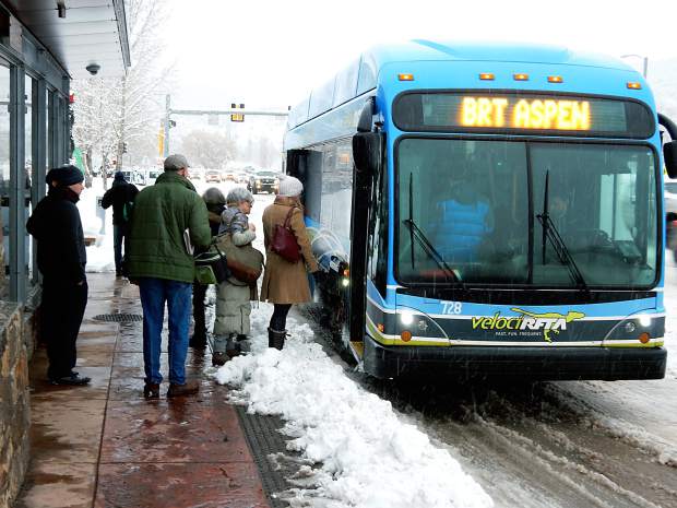 Aspen-area bus drivers voting on whether to join transit union ...