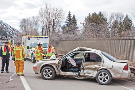 Driver hurt in crash near Basalt | AspenTimes.com