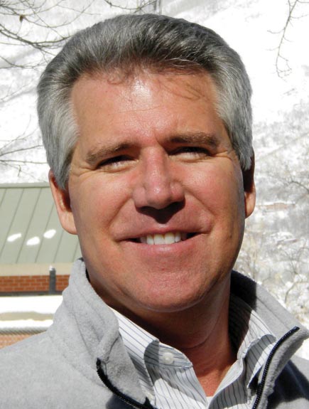 Aspen airport director staying put | AspenTimes.com