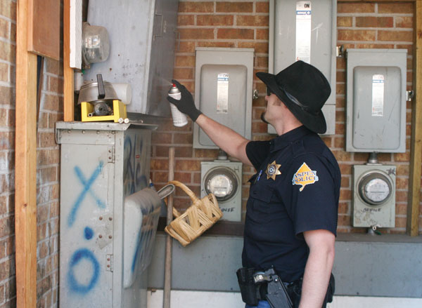 Aspen police combat graffiti | AspenTimes.com