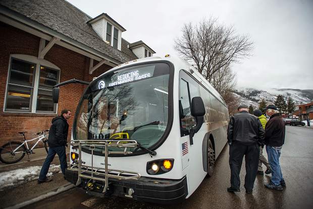 Photos: Electric Bus Tour | AspenTimes.com