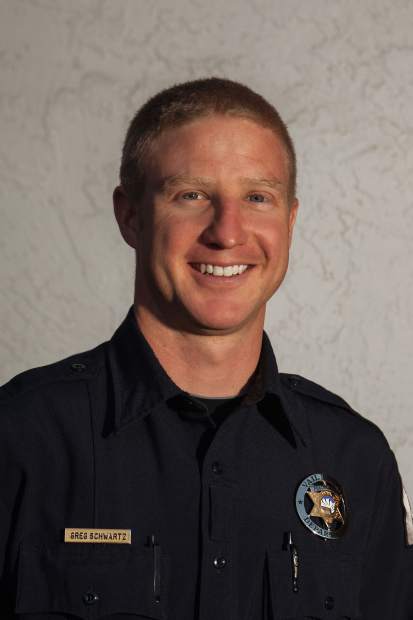 Vail police officer uses Narcan to save woman dying of heroin overdose ...