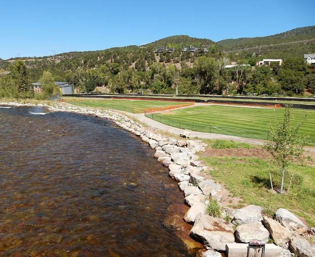 Basalt BRT bus stations reopen Wednesday, River Park opens Aug. 31 ...