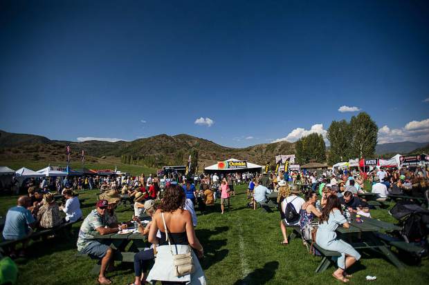 Photos: Keith Urban show makes for good time at Jazz Aspen Snowmass ...
