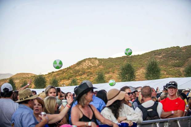 Photos: Keith Urban show makes for good time at Jazz Aspen Snowmass ...