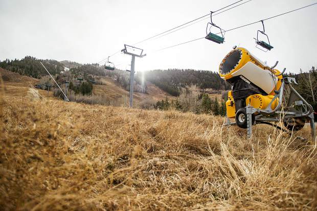 Skico hopes cold snap allows for snowmaking at Aspen Mountain on ...