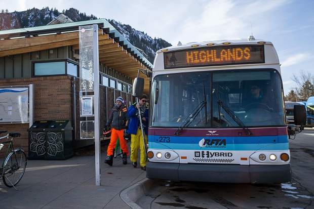 RFTA’s bus system hauls record number of passengers in Aspen, Glenwood ...