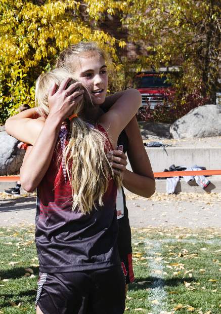 Kylie Kenny paves the way for AHS girls cross country team in home meet ...