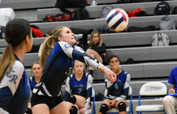 Coal Ridge vollyeball shakes off rough second set, tops Aspen 3-1 ...
