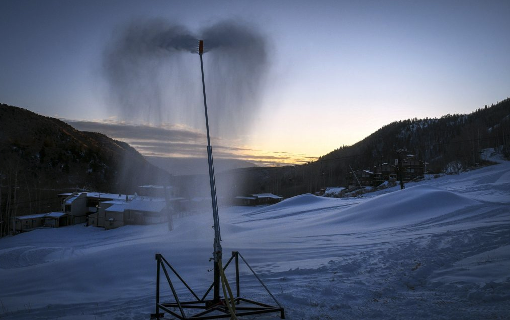 Snowmaking at Sunlight Resort underway in anticipation of possible ...