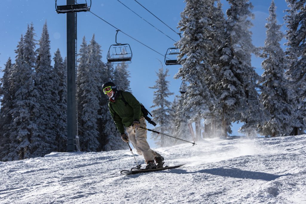Aspen Mountain, Snowmass open as hundreds rejoice under bluebird skies ...