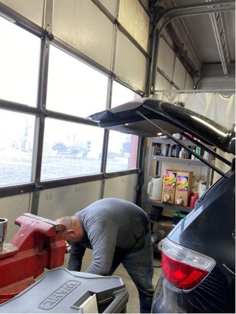 We’re Open: Howard’s Last Chance Garage | AspenTimes.com