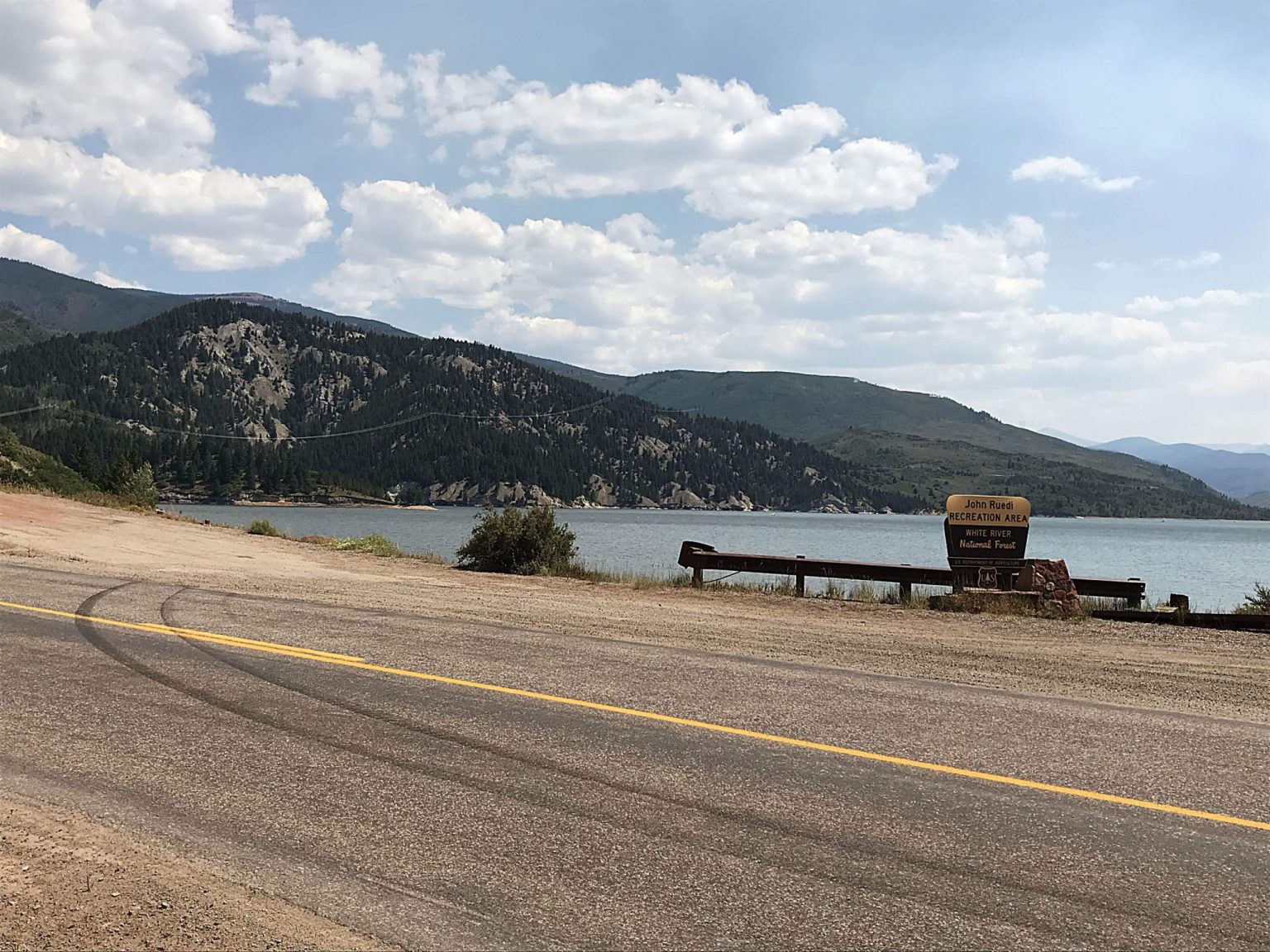 Toyota takes a dive into Ruedi Reservoir, everyone in car got out OK ...