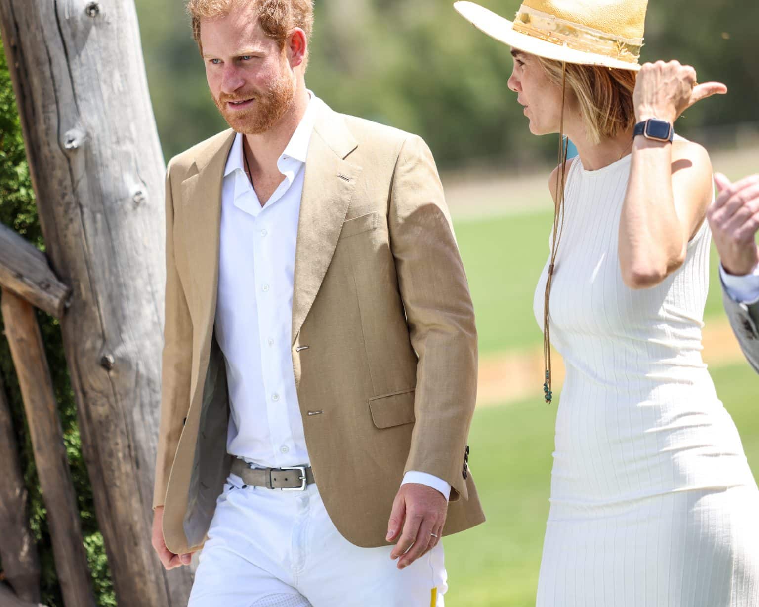 Photos: Prince Harry plays polo at Sentebale ISPS Handa Polo Cup ...