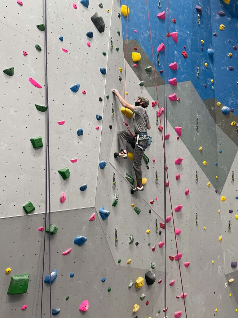 CRMS climbers cruise through Eagle meet, Basalt High girls third in ...