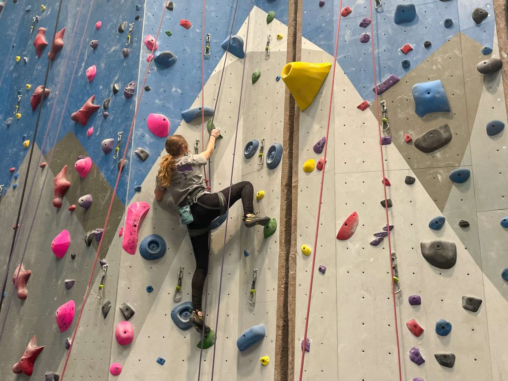 CRMS climbers cruise through Eagle meet, Basalt High girls third in ...