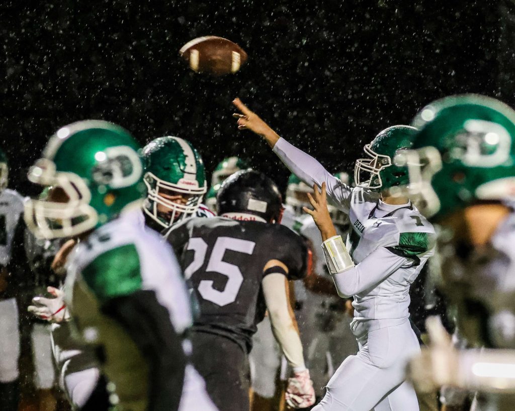Delta rains over Aspen’s homecoming parade, Basalt football beats ...
